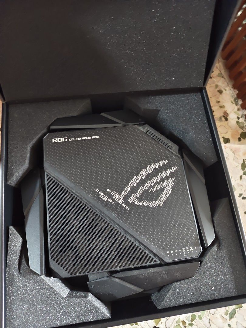 ASUS ROG Rapture GT-AX11000 Pro WiFi 6 Tri-Band Gaming Router ...