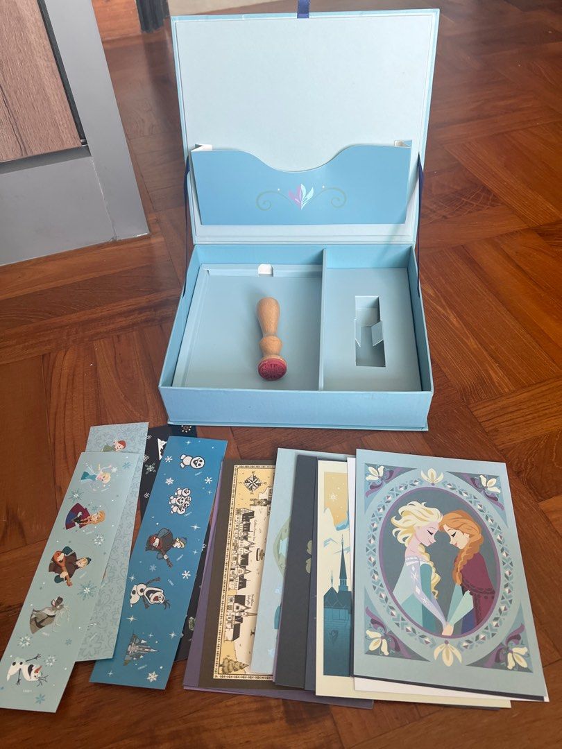 Disney Frozen Stationery Set - Hong Kong Disneyland, Hobbies & Toys ...