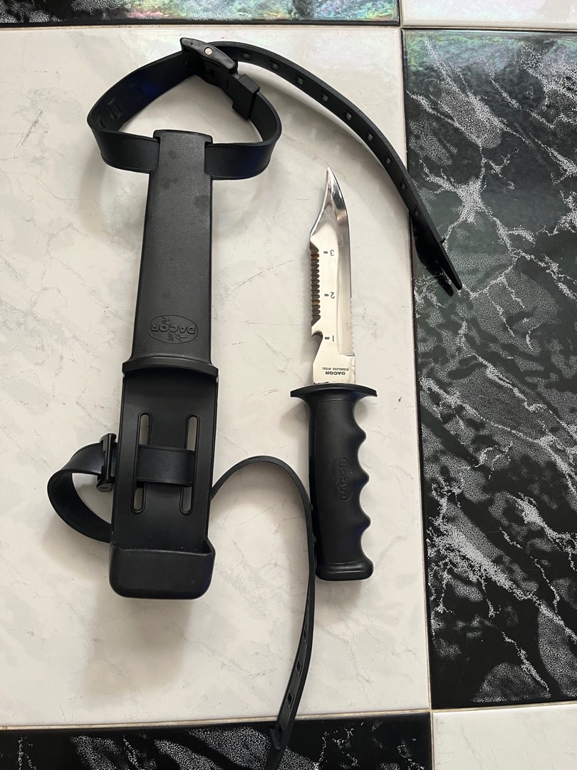 Diving dagger, Sports Equipment, Fishing on Carousell