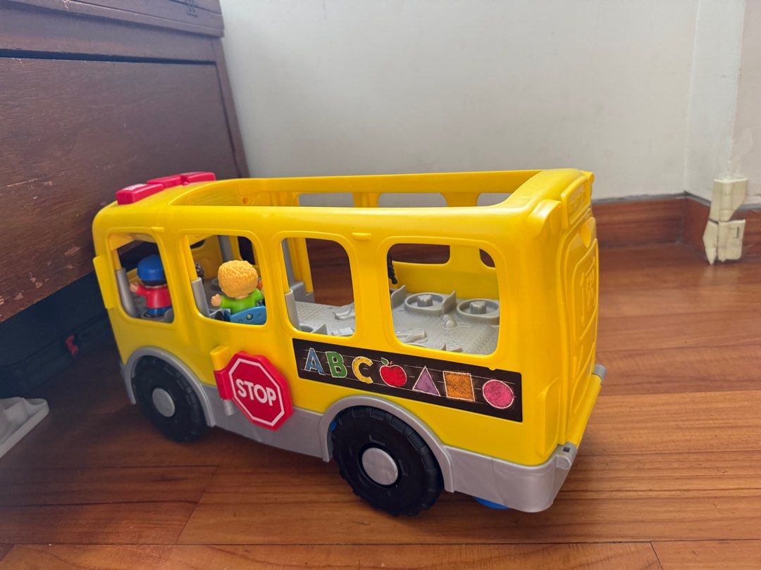 Fisher-Price Little People School Bus, Hobbies & Toys, Toys & Games on ...