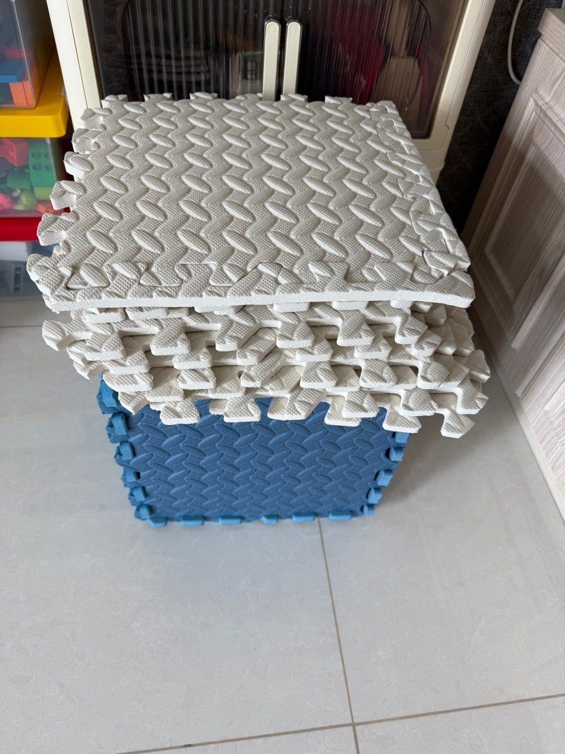 Foam Interlocking Play Mat, Babies & Kids, Infant Playtime on Carousell