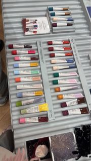 Glossier Ultralip Crest, Beauty & Personal Care, Face, Makeup Products ...