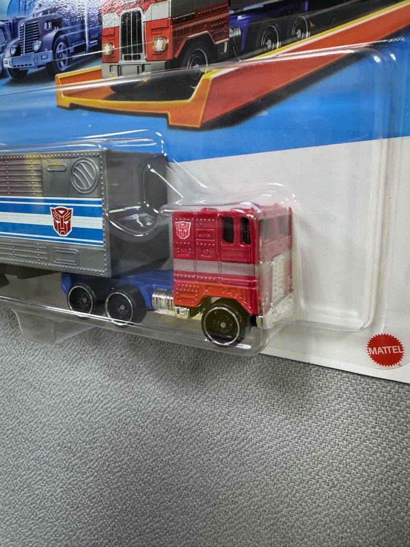 Hot Wheels Transformers Optimus Prime & F1 Formula 1, Hobbies & Toys ...