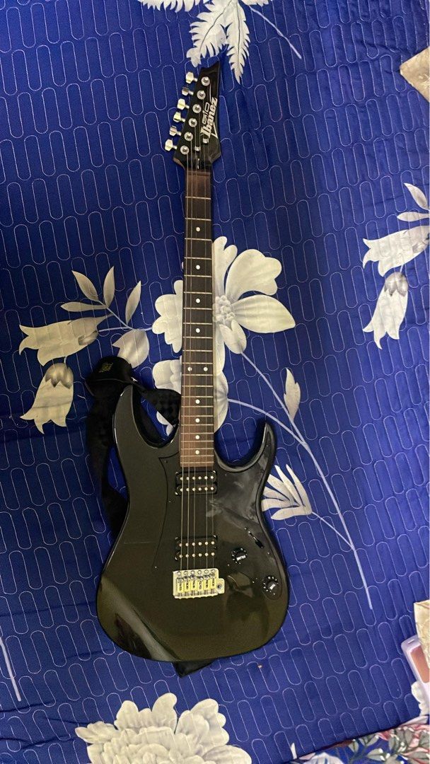 Ibanez GIO Electric Guitar with NUX MG-300, Hobbies & Toys, Music ...