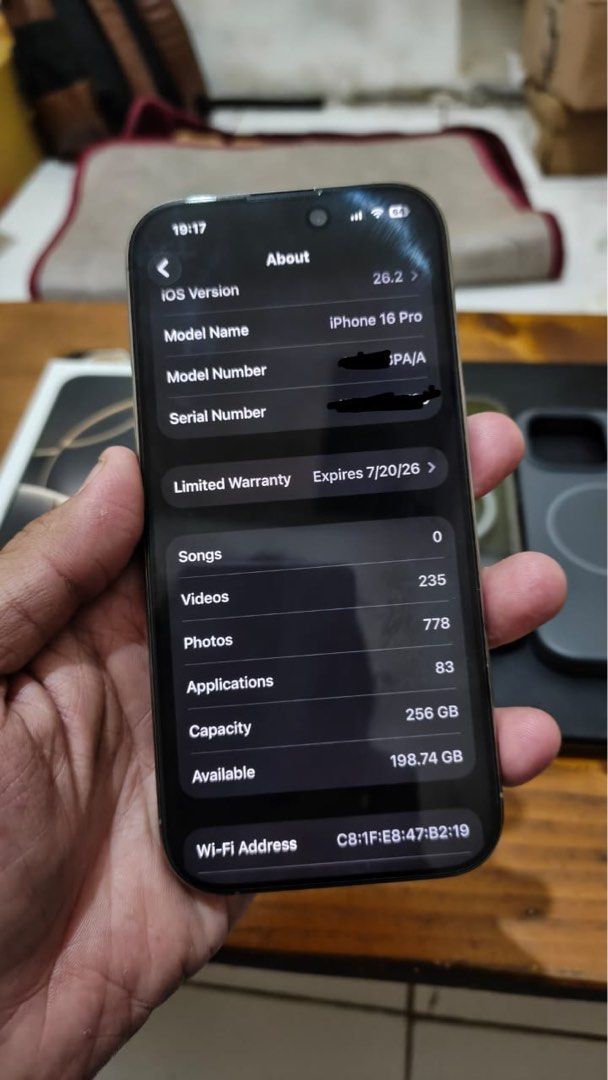 iPhone 16 Pro 256GB BH 97% Garansi iBox on Juli 2026, Telepon Seluler ...