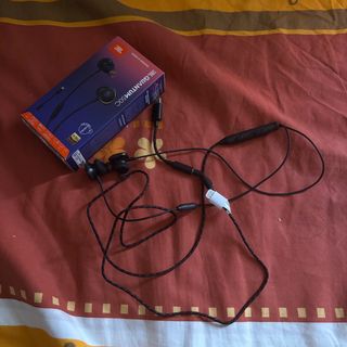 JBL Quantum 100 Wired Gaming Headset - Purple, Audio, Headphones ...