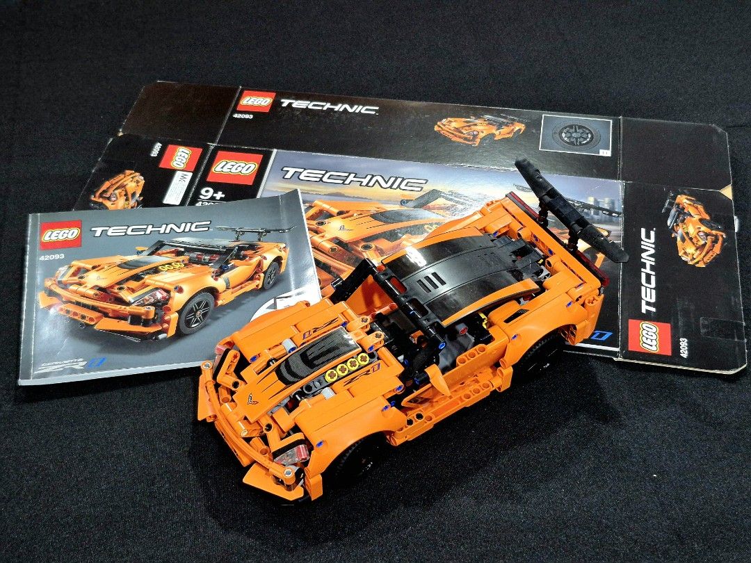 Lego Technic 42093 Chevrolet Corvette ZR1, Hobbies & Toys, Toys & Games ...