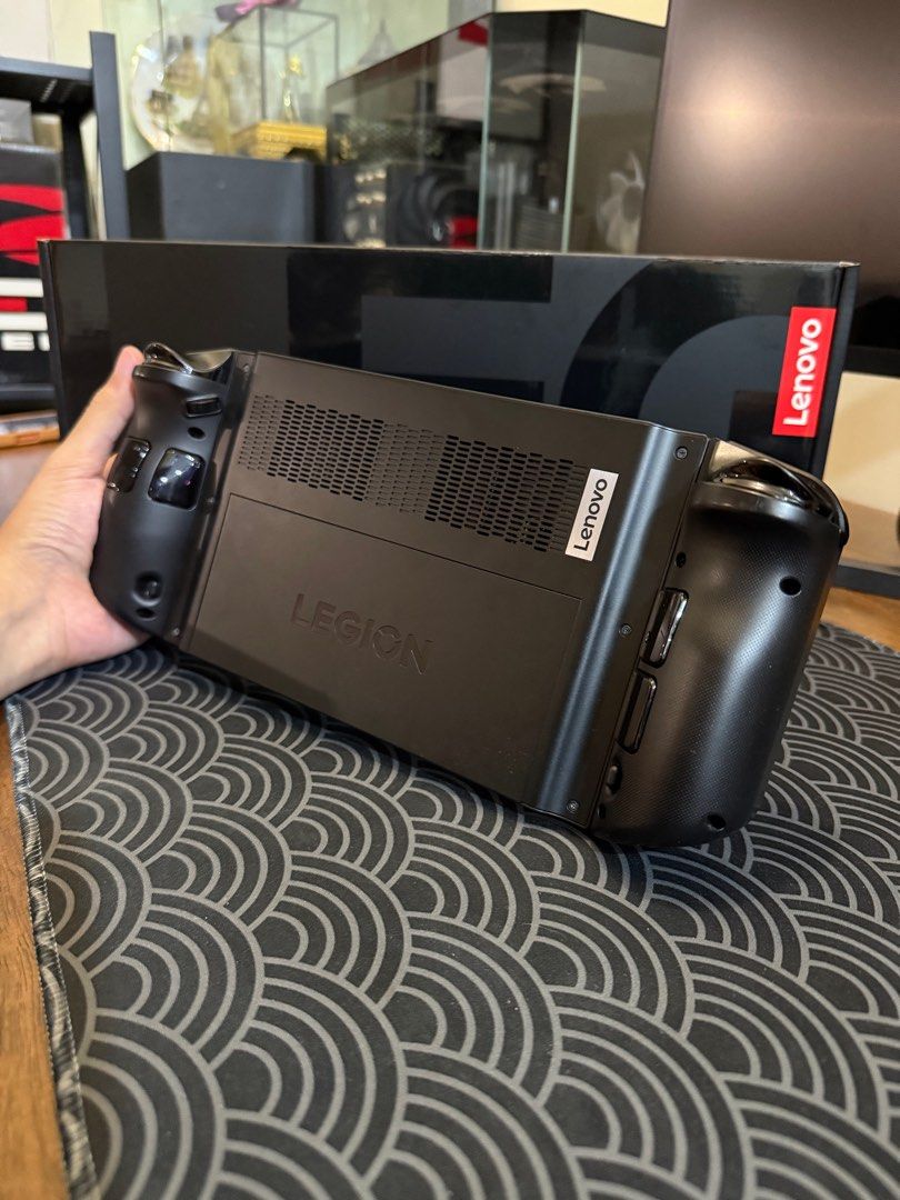 Lenovo Legion Go Z1 Extreme 512GB, Computers & Tech, Desktops on Carousell