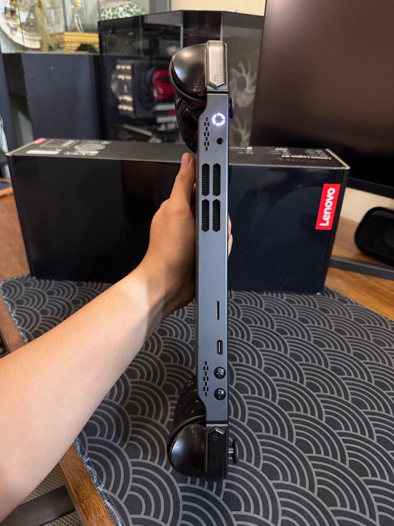 Lenovo Legion Go Z1 Extreme 512GB, Computers & Tech, Desktops on Carousell