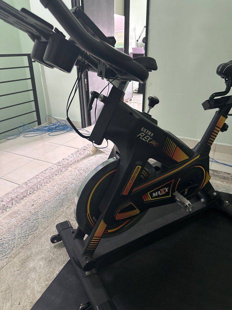 MAXX Ultra Flex Pro Special Edition Exercise Bike, Sports Equipment ...