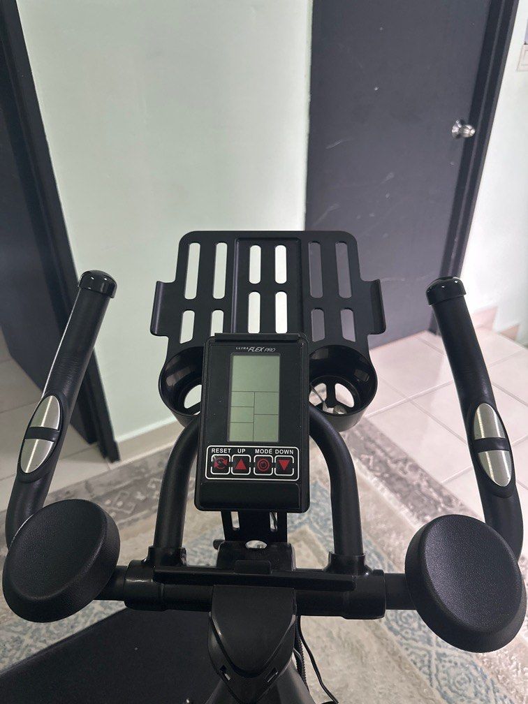 MAXX Ultra Flex Pro Special Edition Exercise Bike, Sports Equipment ...