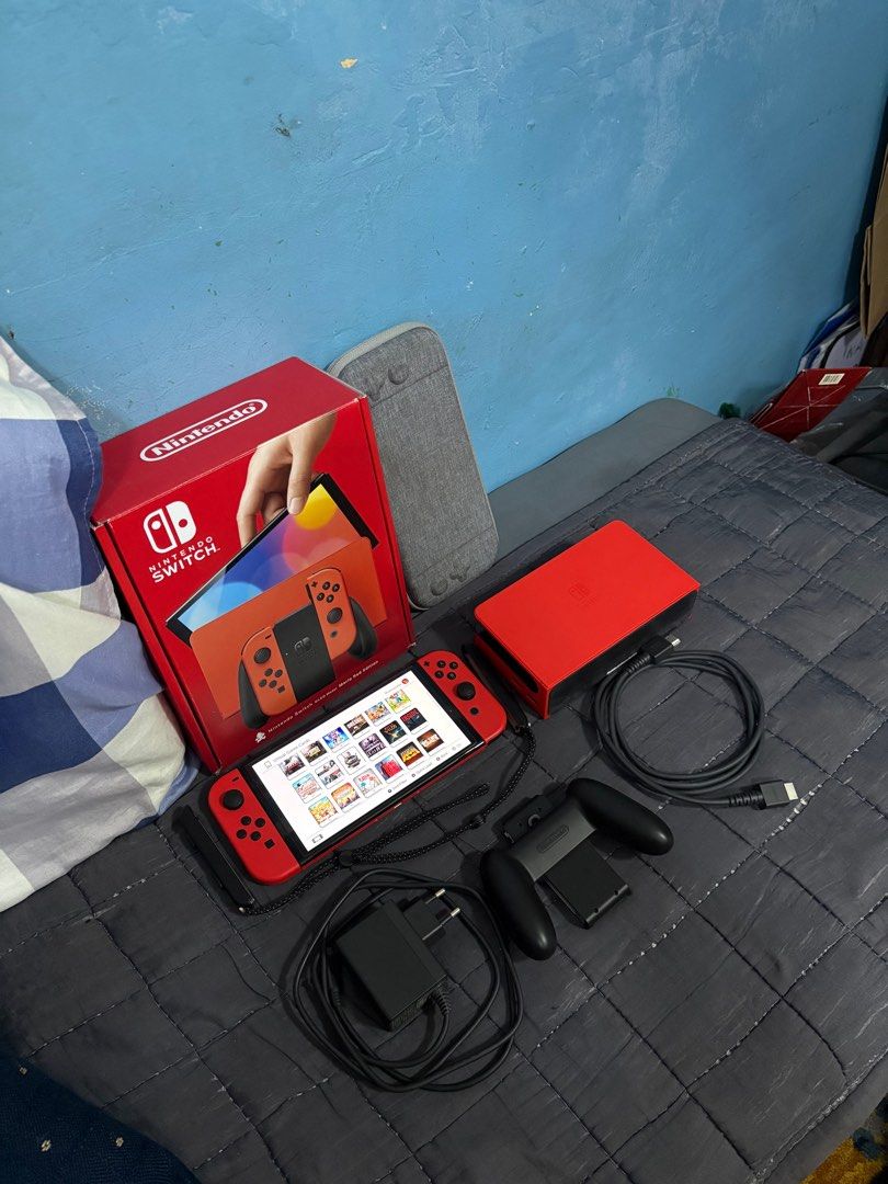 Nintendo Switch OLED with 90 Digital Games (Mario Red Edition), Video ...