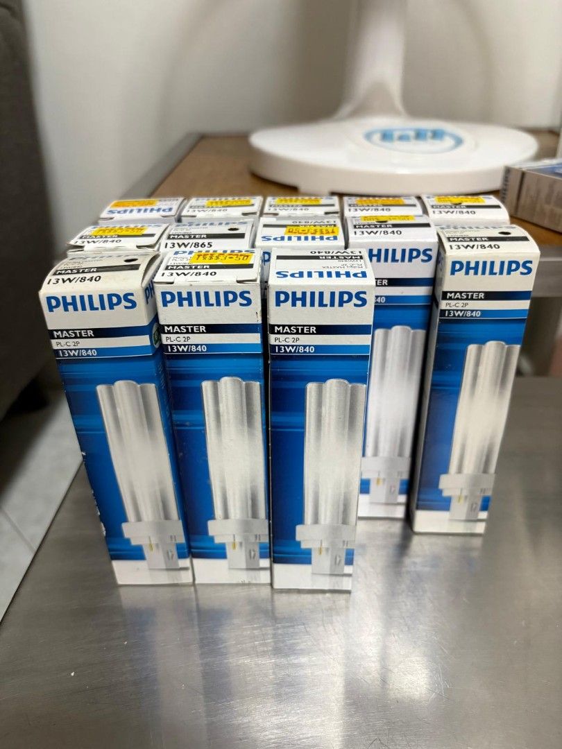 Philips Master PLC-2P 13W/840 Light Bulbs, Furniture & Home Living ...