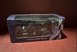 1:18 Chevrolet Singapore Police Diecast Model, Hobbies & Toys, Toys ...