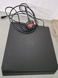 Sony PlayStation 4 Console with Games, Video Gaming, Video Game ...