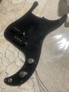 Squier sonic For Sale | Carousell Singapore
