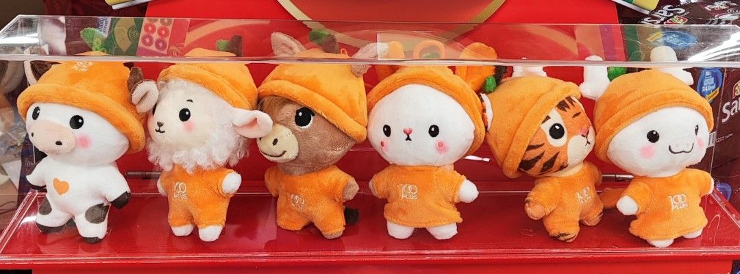 100 Plus CNY Plush Toys - Pineapple, Orange, Horse, Hobbies & Toys ...