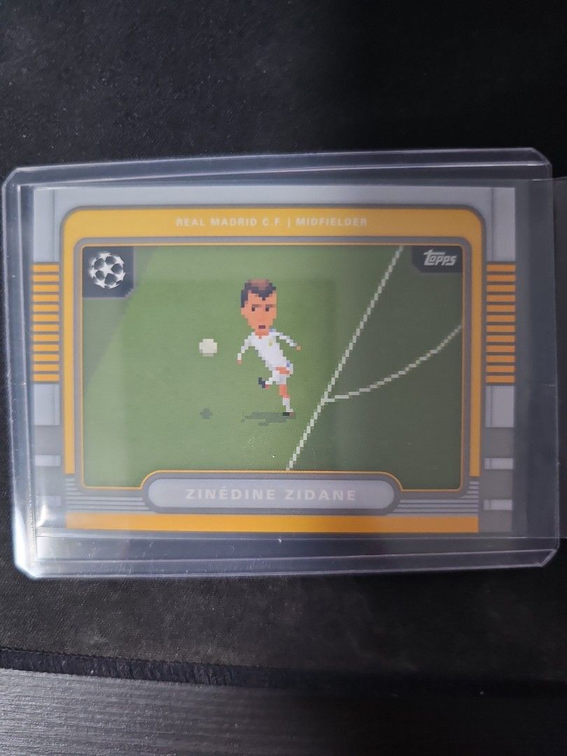 8 Bits Zinedine Zidane, Hobbies & Toys, Toys & Games on Carousell