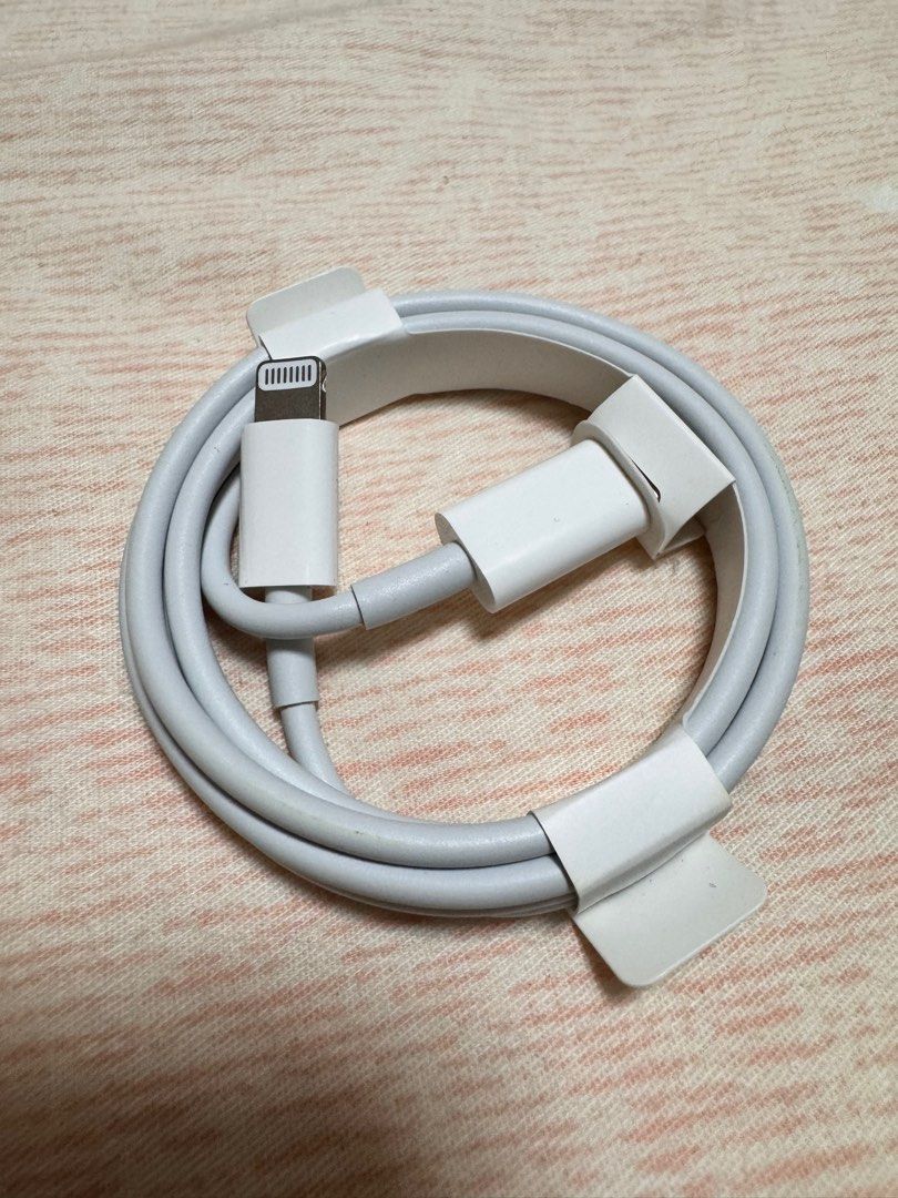 Apple USB-C to Lightning Cable, Mobile Phones & Gadgets, Mobile ...