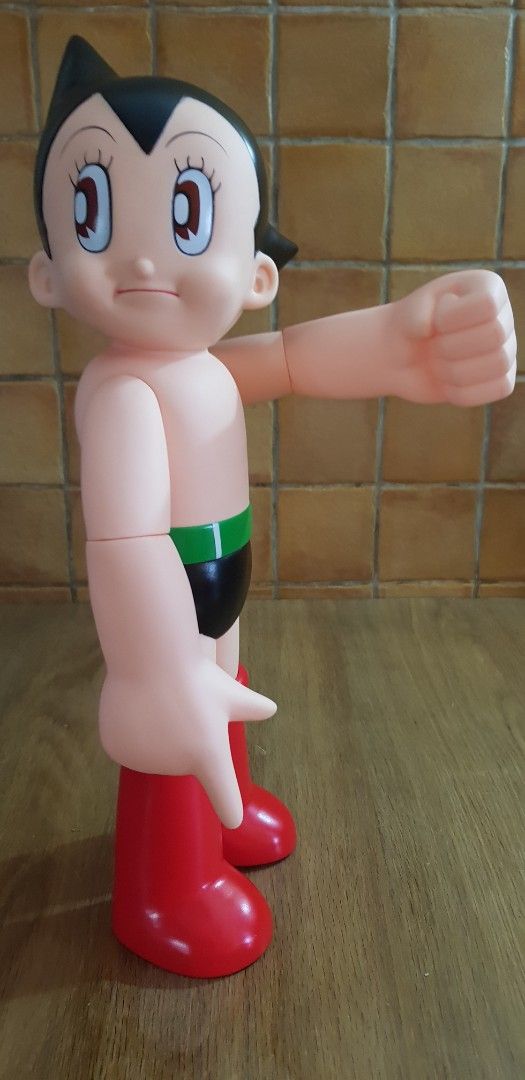 Astro Boy Figure 40cm Bniwrapped, Hobbies & Toys, Toys & Games on Carousell