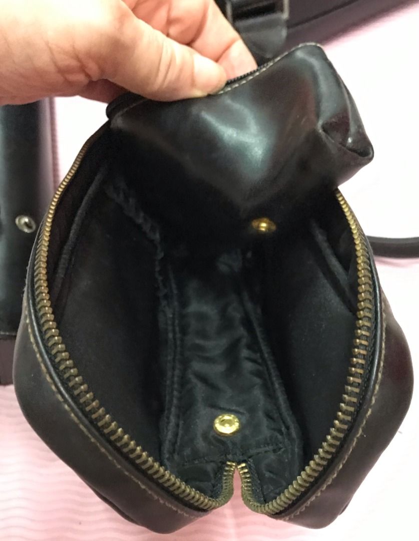 bobbi brown leather makeup bag