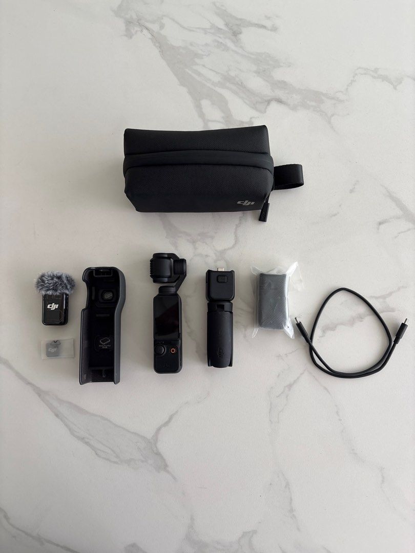 DJI Osmo Pocket 3 Creator Combo - Like New, Photography, Cameras on ...