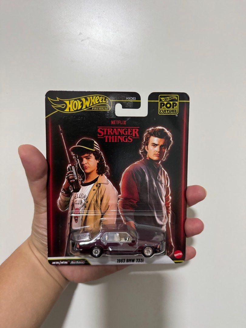 Hot Wheels - Stranger Things 1983 BMW 733i, Hobbies & Toys, Toys ...