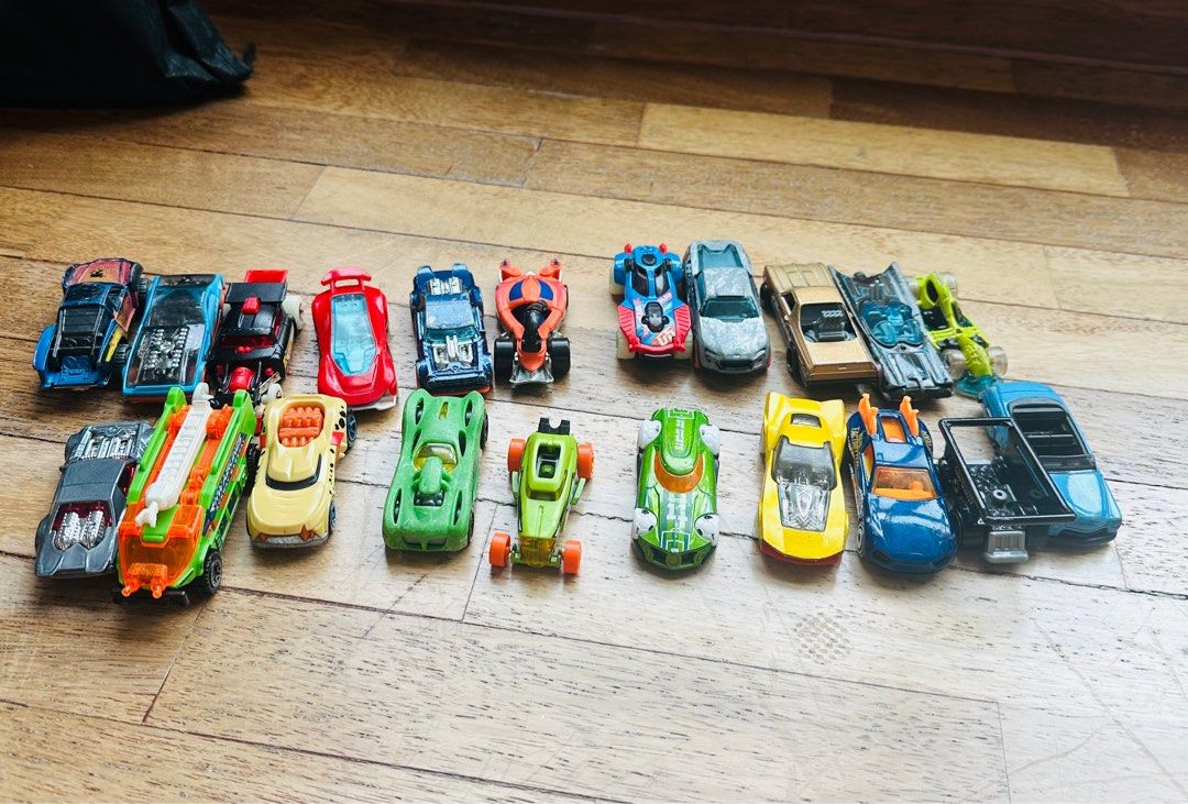 Hot Wheels Toy Car Collection, Hobbies & Toys, Toys & Games on Carousell