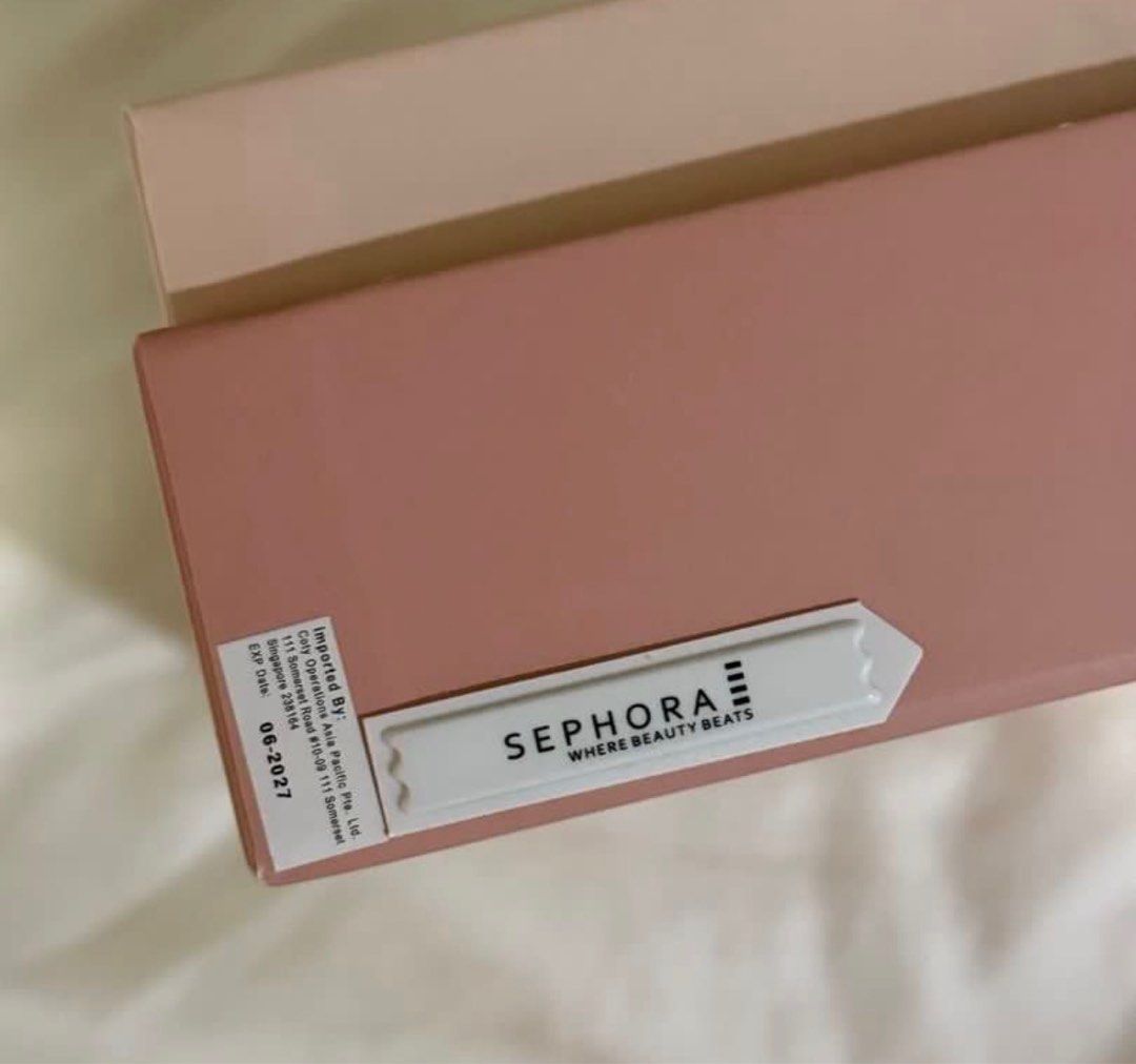 Kylie Jenner Cosmic Perfume Set, Beauty & Personal Care, Fragrance ...