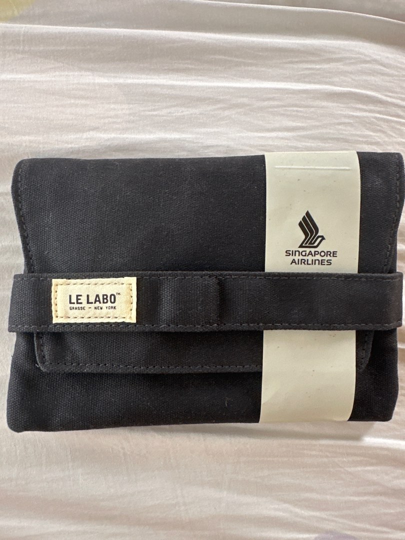 Le Labo x Singapore Airlines Travel Pouch, Hobbies & Toys, Travel ...