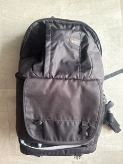 MagSafe backpack clip for mobile phone, Photography, Photography ...