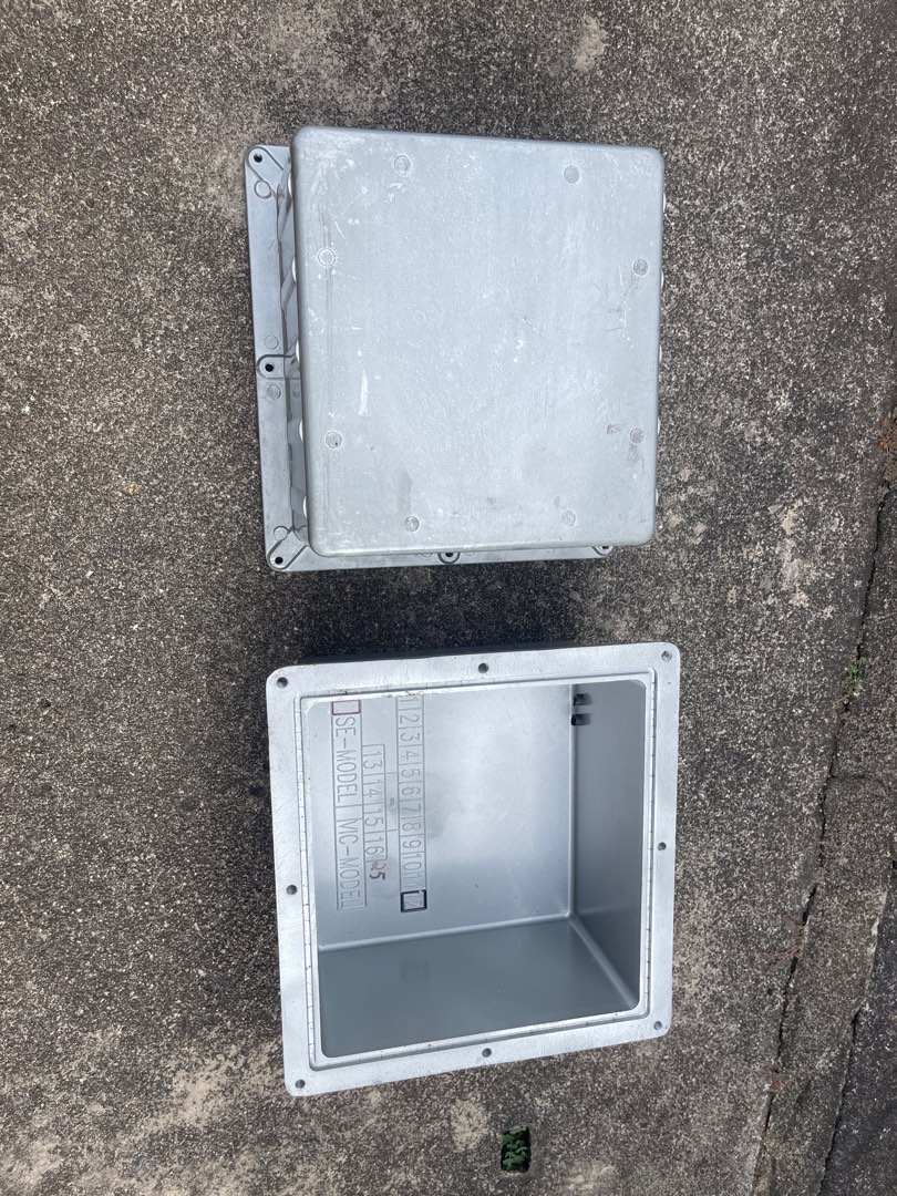 New Dormer electric swing gate below ground cast iron box, Everything ...