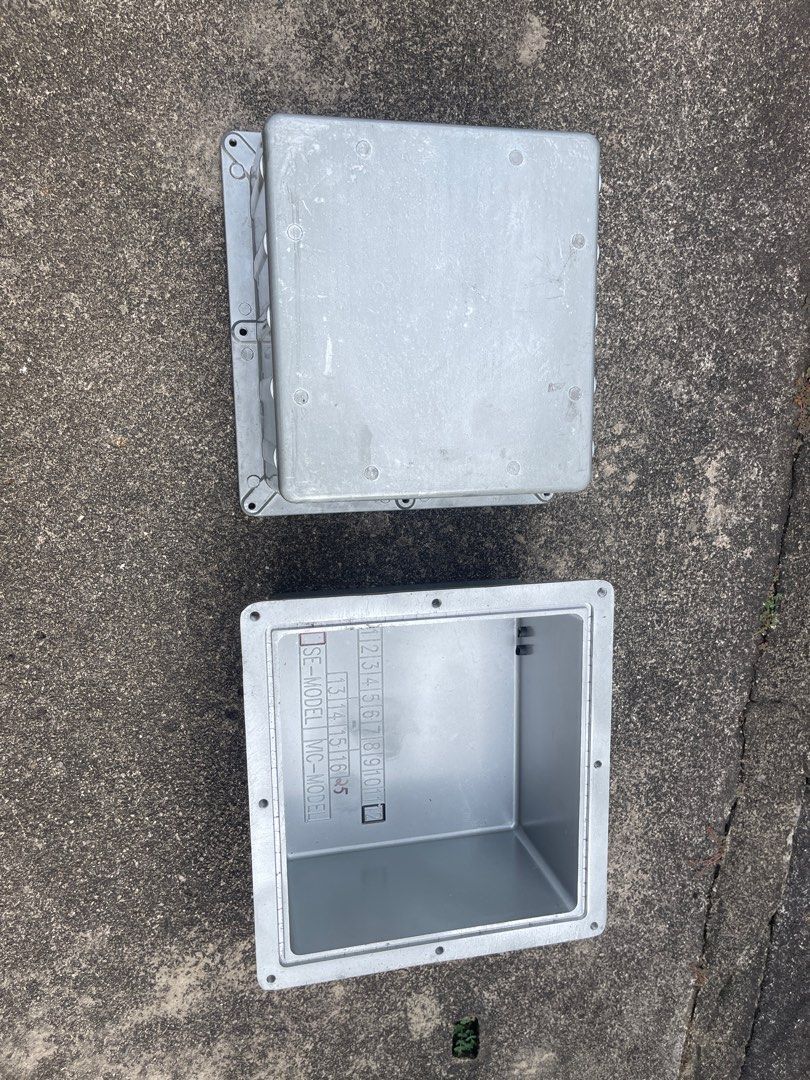 New Dormer electric swing gate below ground cast iron box, Everything ...