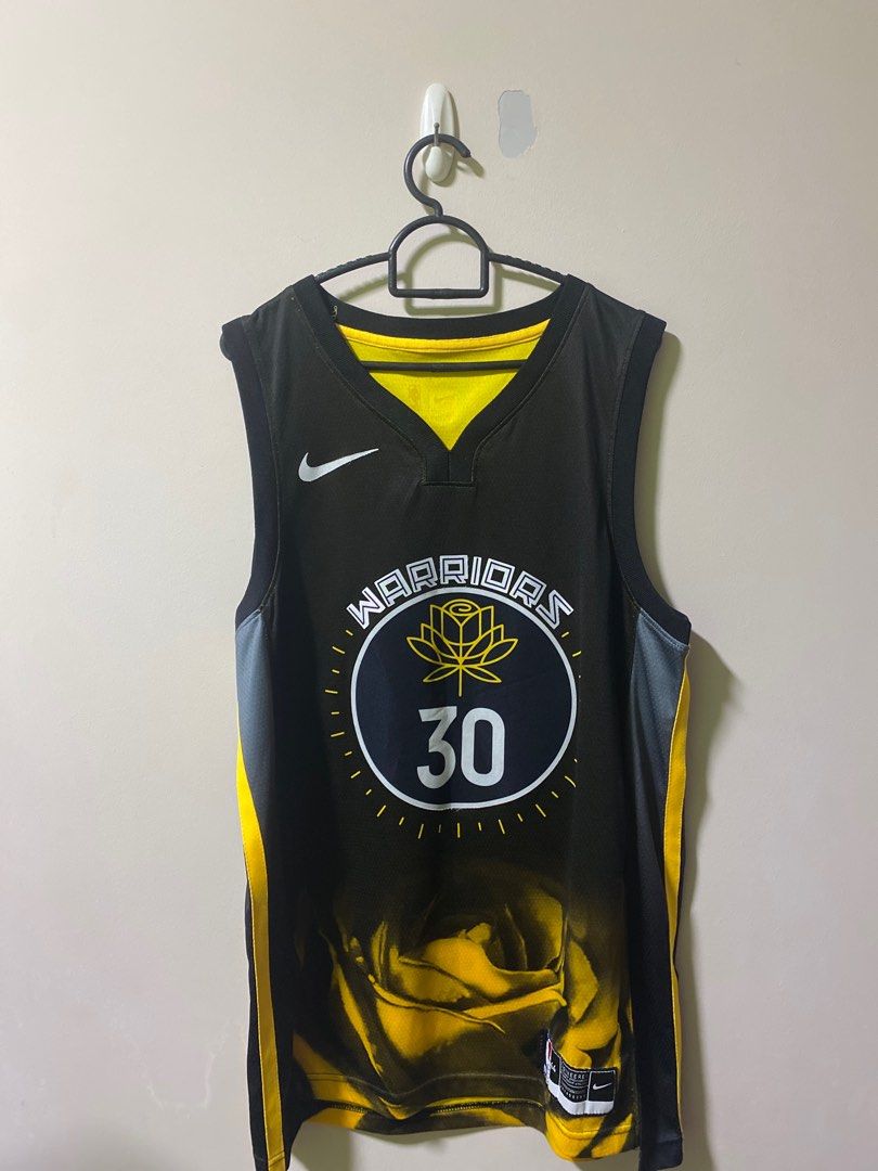 Nike Golden State Warriors Curry #30 Jersey, Men's Fashion, Activewear ...