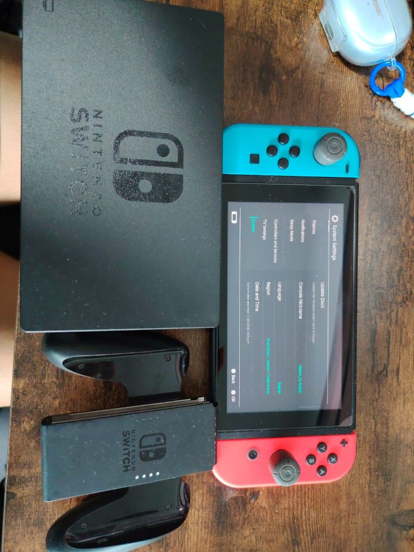 Nintendo Switch Console with Joy-Cons, Video Gaming, Video Game ...