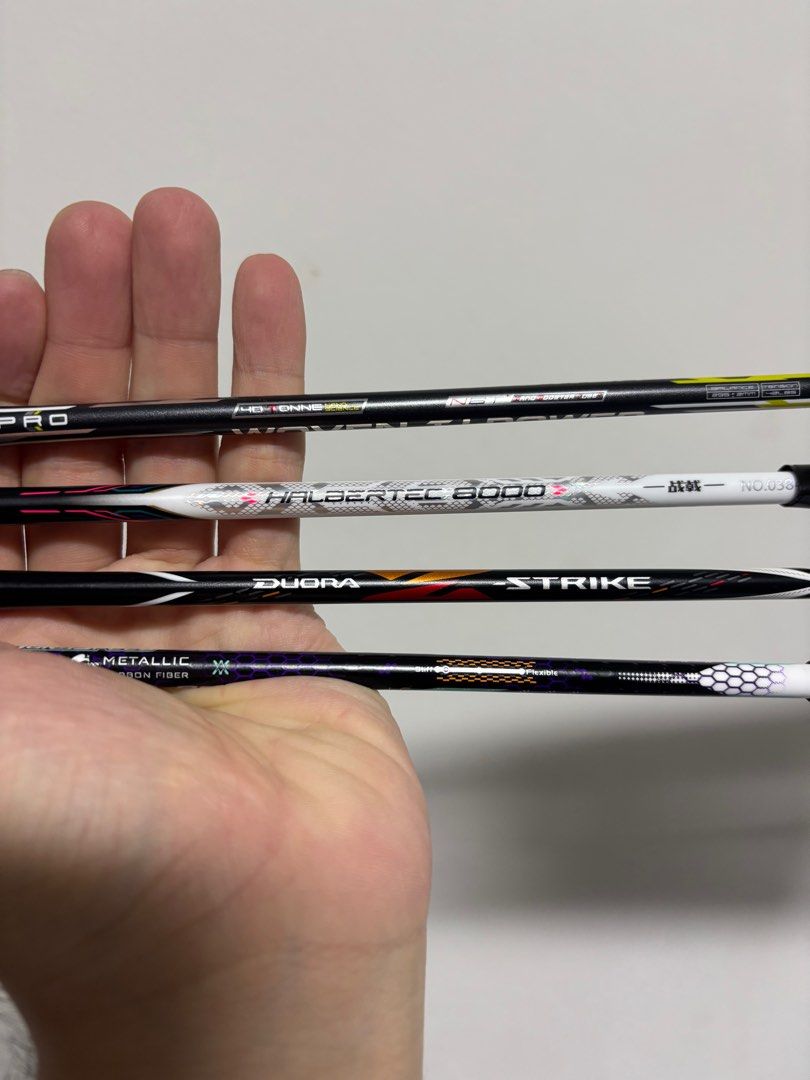 Selling a few of my own rackets! Yonex Victor Felet li-Ning, Sports ...