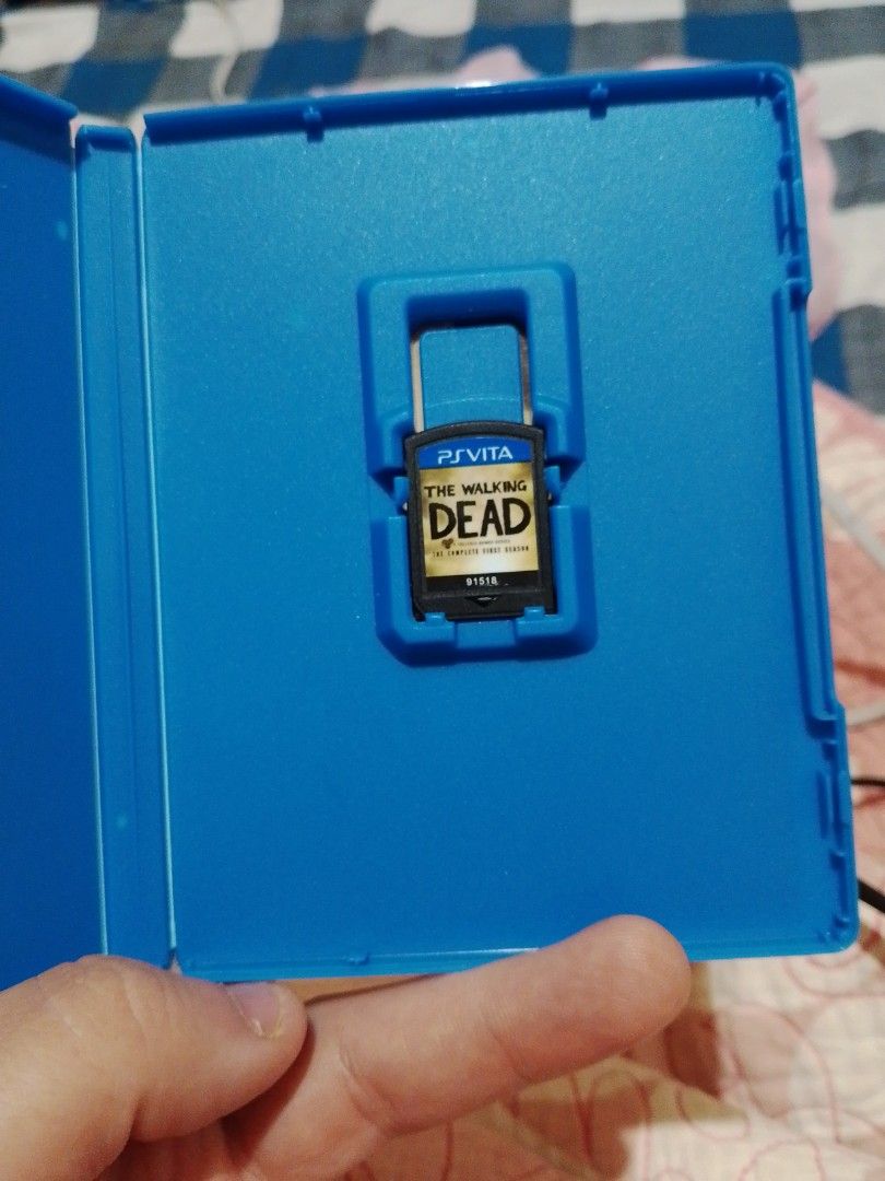 The walking dead ps Vita, Video Gaming, Video Games, PlayStation on ...