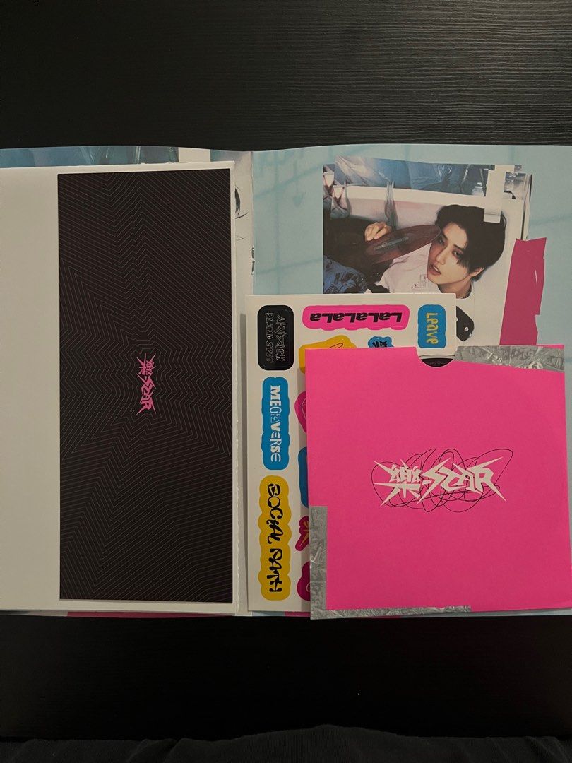 UNSEALED/OPENED Stray Kids ROCK-STAR Album (Rock & Limited), Hobbies ...