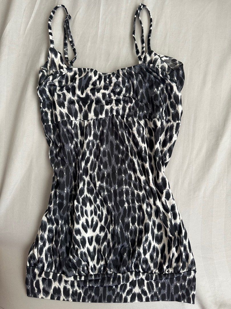 Y2k BEBE leopard cami top, Women's Fashion, Tops, Sleeveless on Carousell
