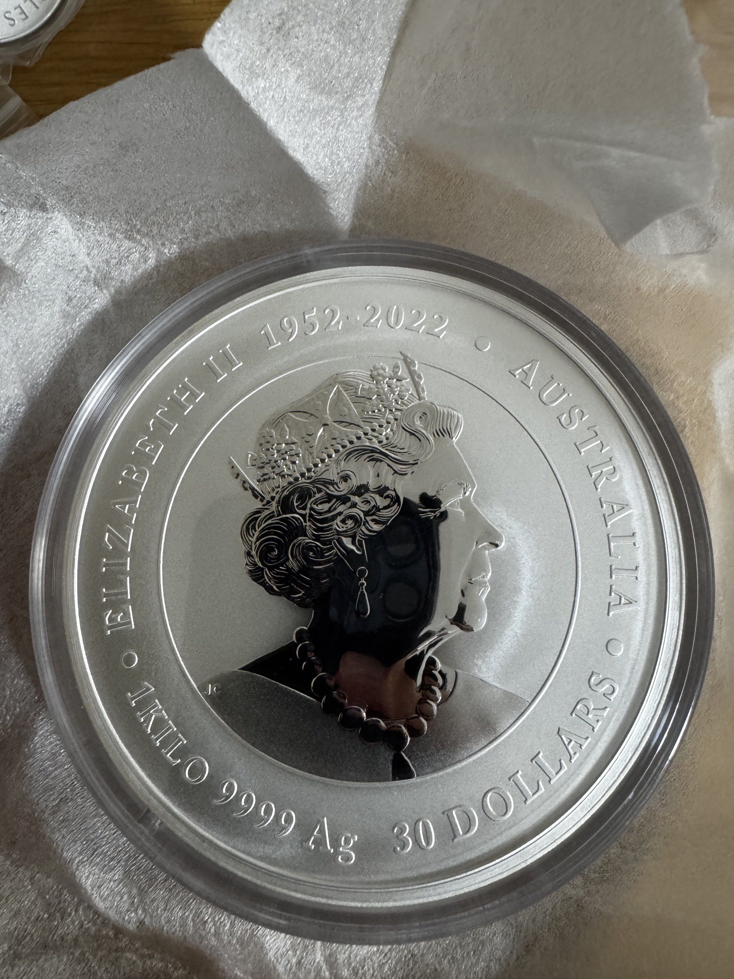 2024 Australian Dragon 1 Kilo Silver Coin, Hobbies & Toys, Memorabilia ...