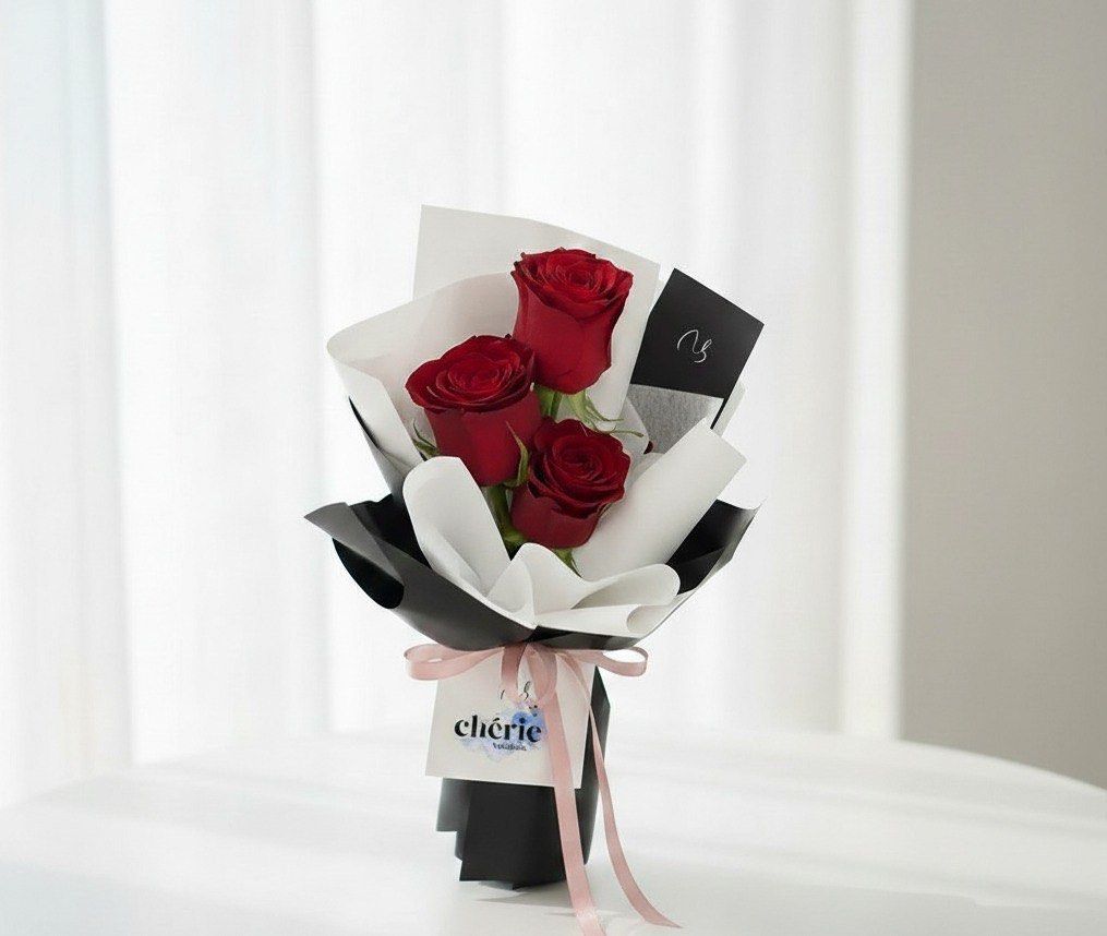 3 Red/White Rose Eternal Flower Mini Bouquet | Valentine’s Day Gift ...