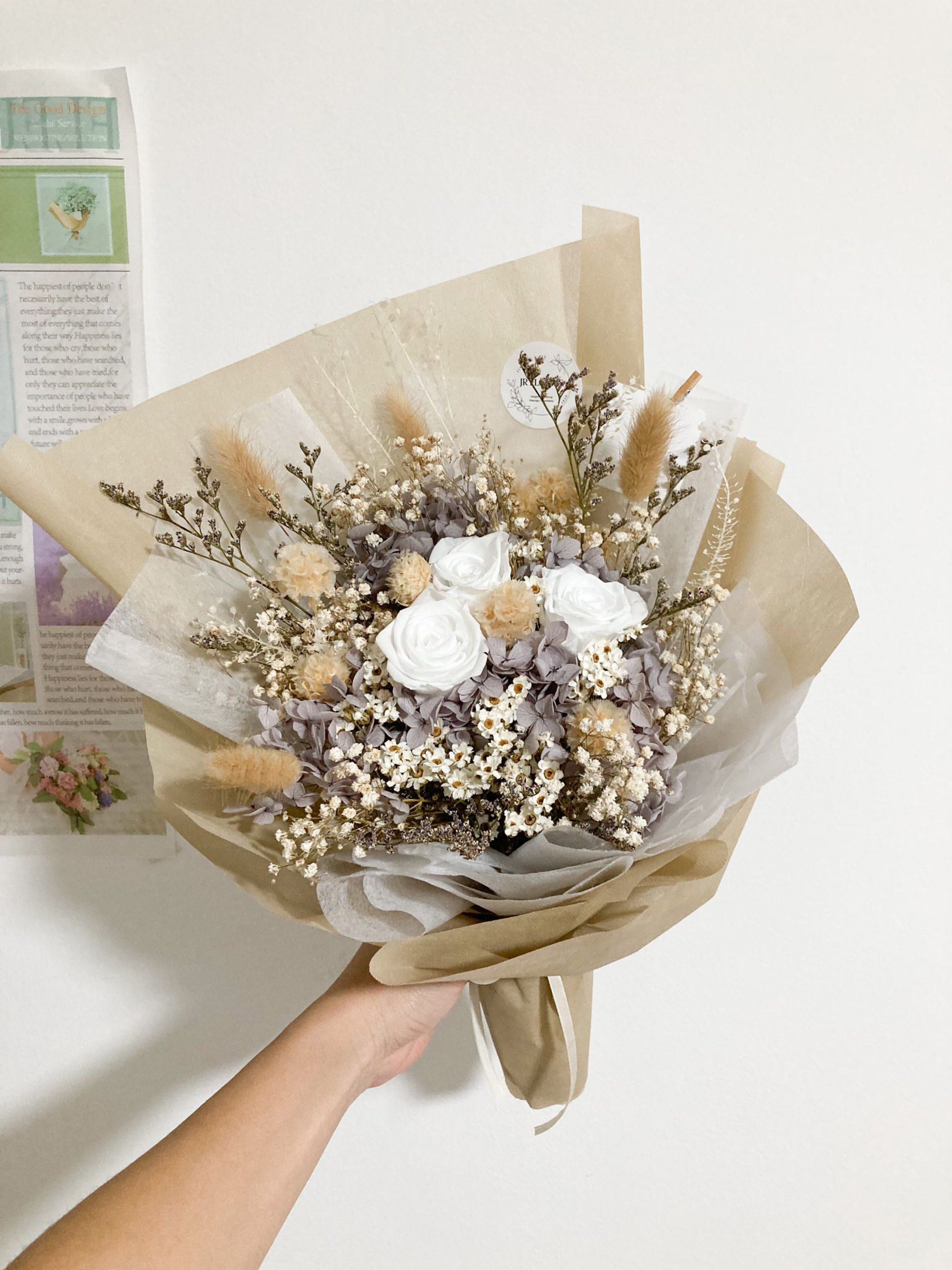 3 Roses Flower Bouquets for Valentines | White rose Red rose Champagne ...