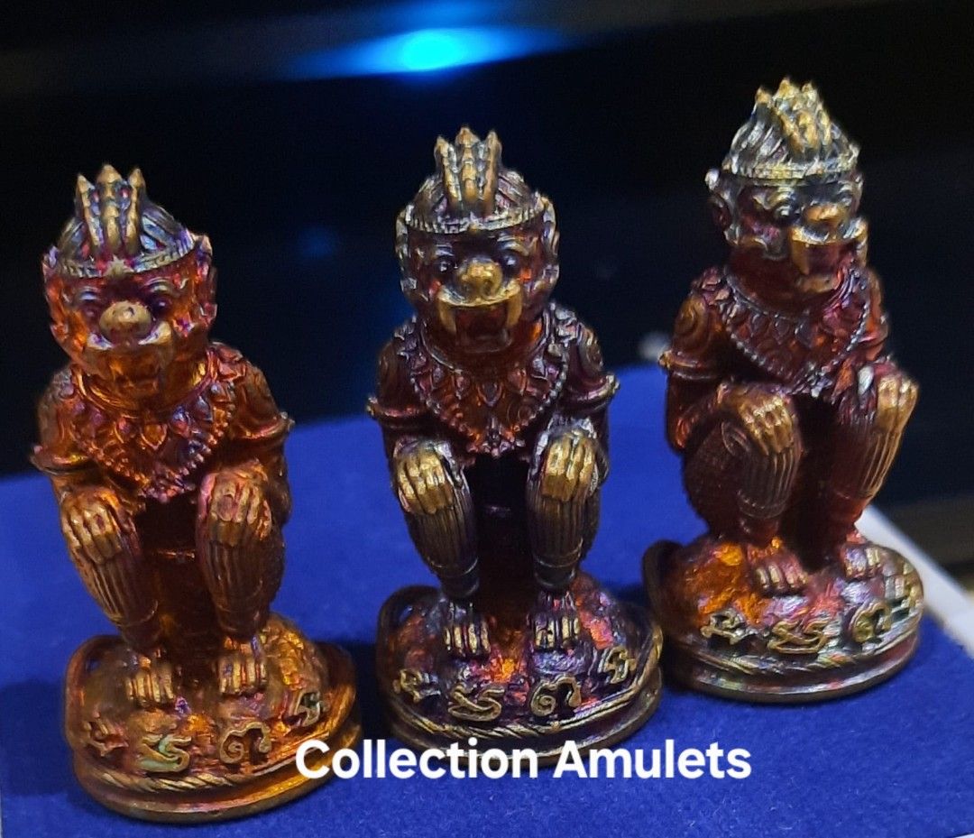 Ajarn Parsoot/ LP Prasut Wat Nai Tao Hanuman, Hobbies & Toys, Religious ...
