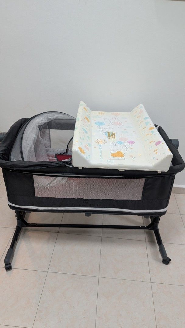 Baby Bassinet with Changing Table and Mosquito Net, Babies & Kids, Baby ...