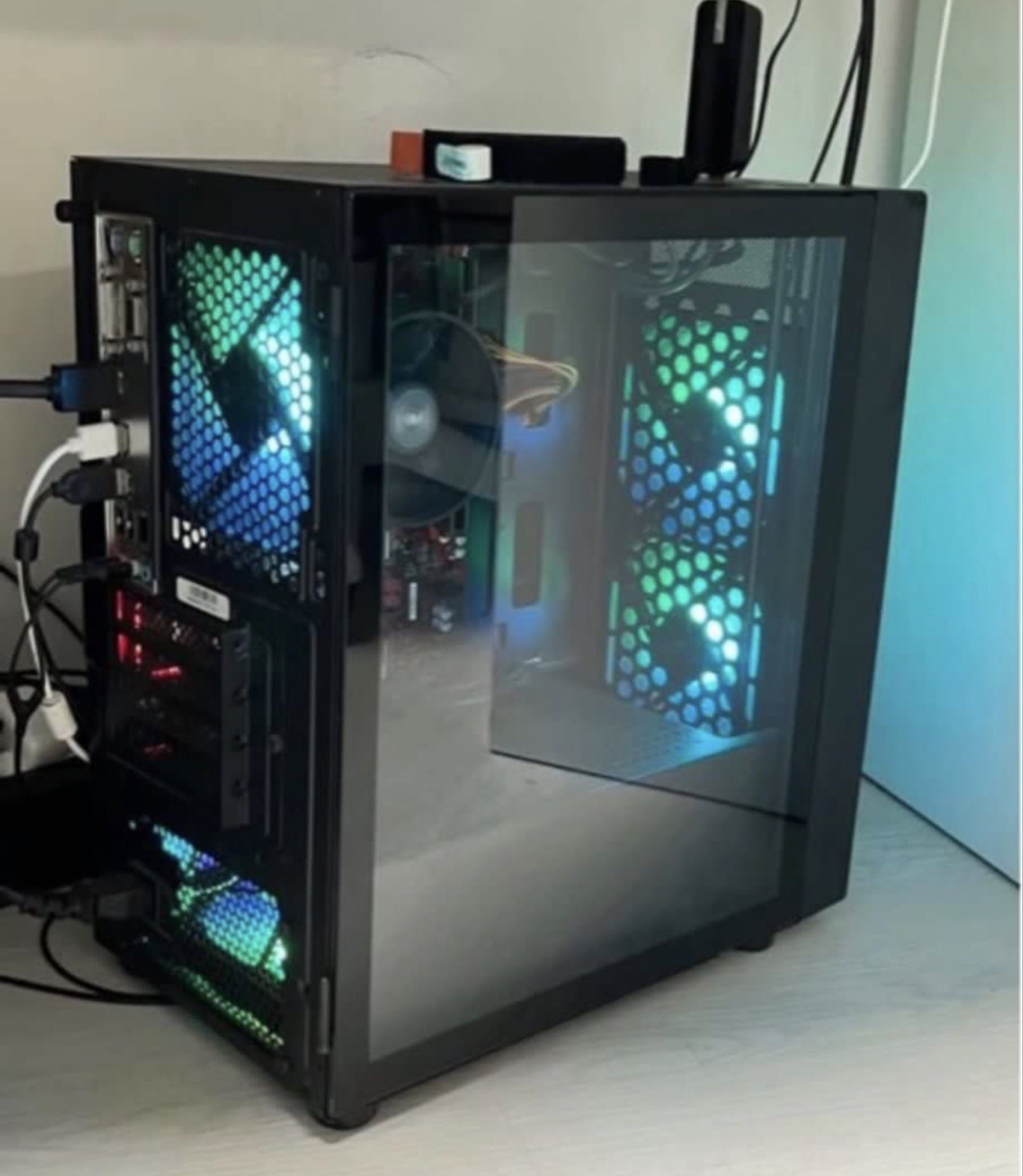 Custom Gaming PC with RGB and Samsung Monitor on Carousell