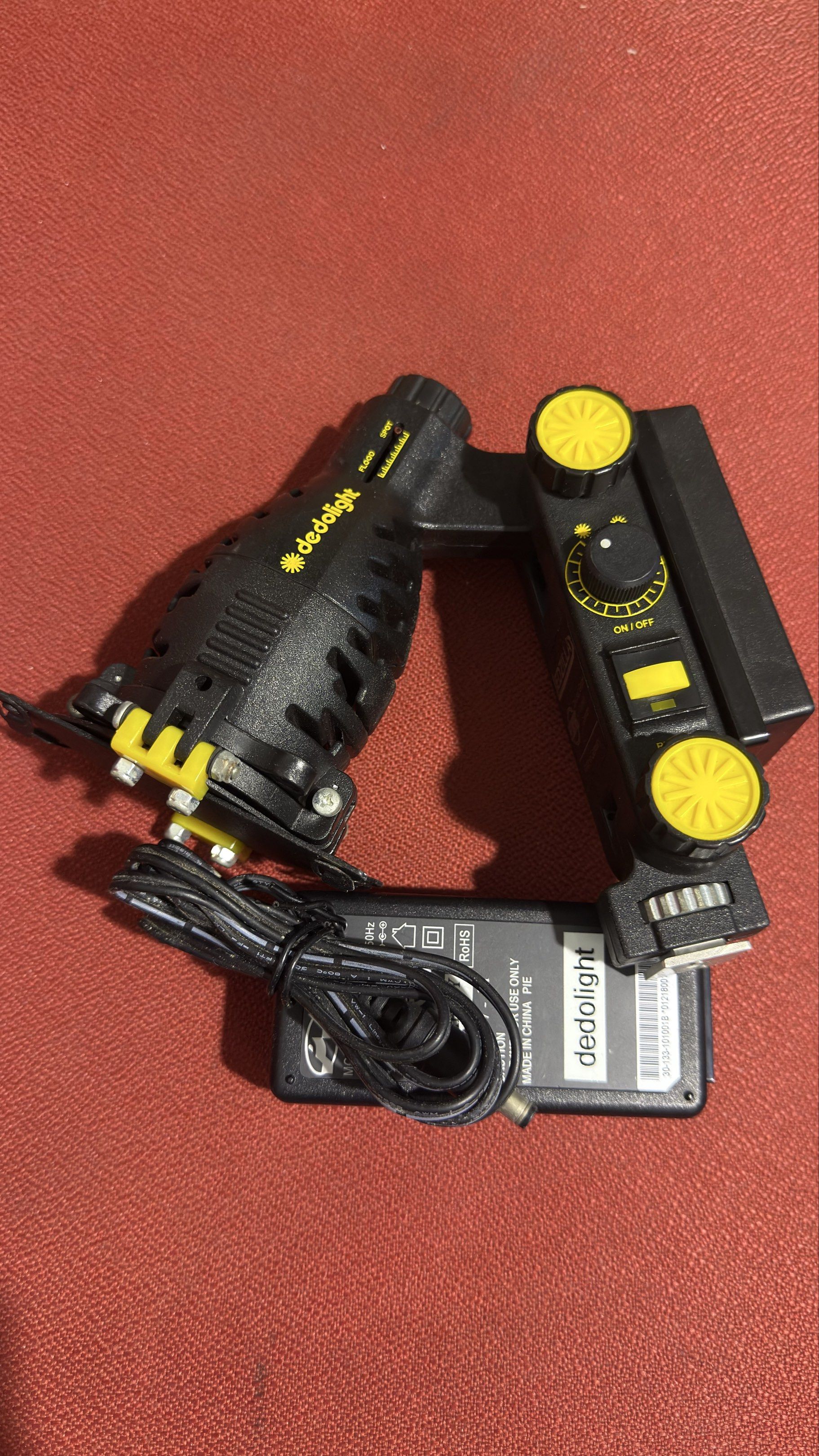 Dedolight Mini DLOB Lighting Kit, Photography, Photography Accessories ...