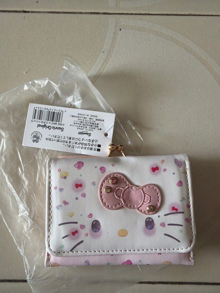 Hello Kitty Sanrio Wallet, Women's Fashion, Bags & Wallets, Wallets ...