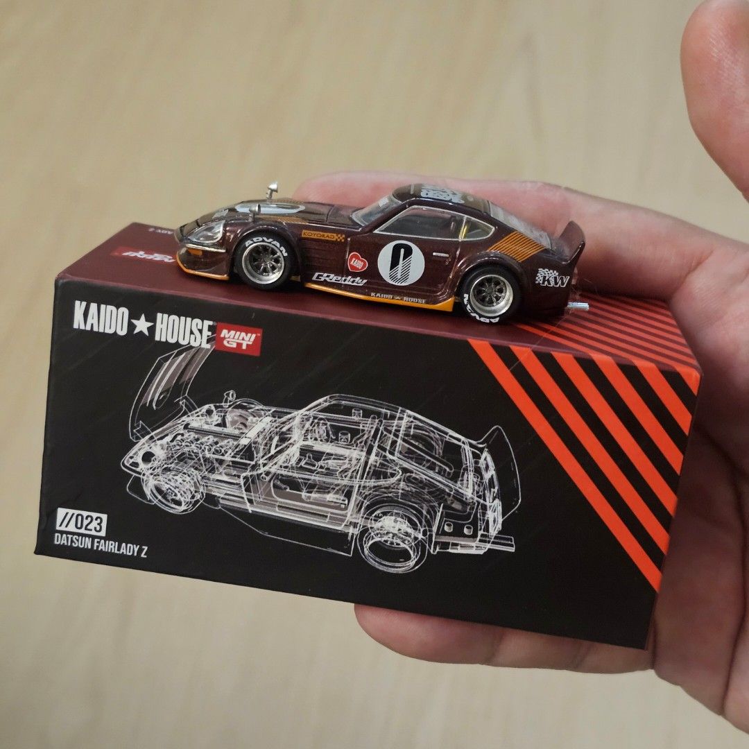 Kaido House MiniGT Datsun Kaido Fairlady Z Dark Red, Hobbies & Toys ...
