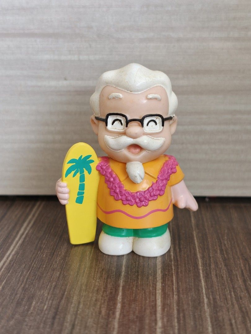 KFC Colonel Sanders World Traveler Figurines, Hobbies & Toys, Toys ...