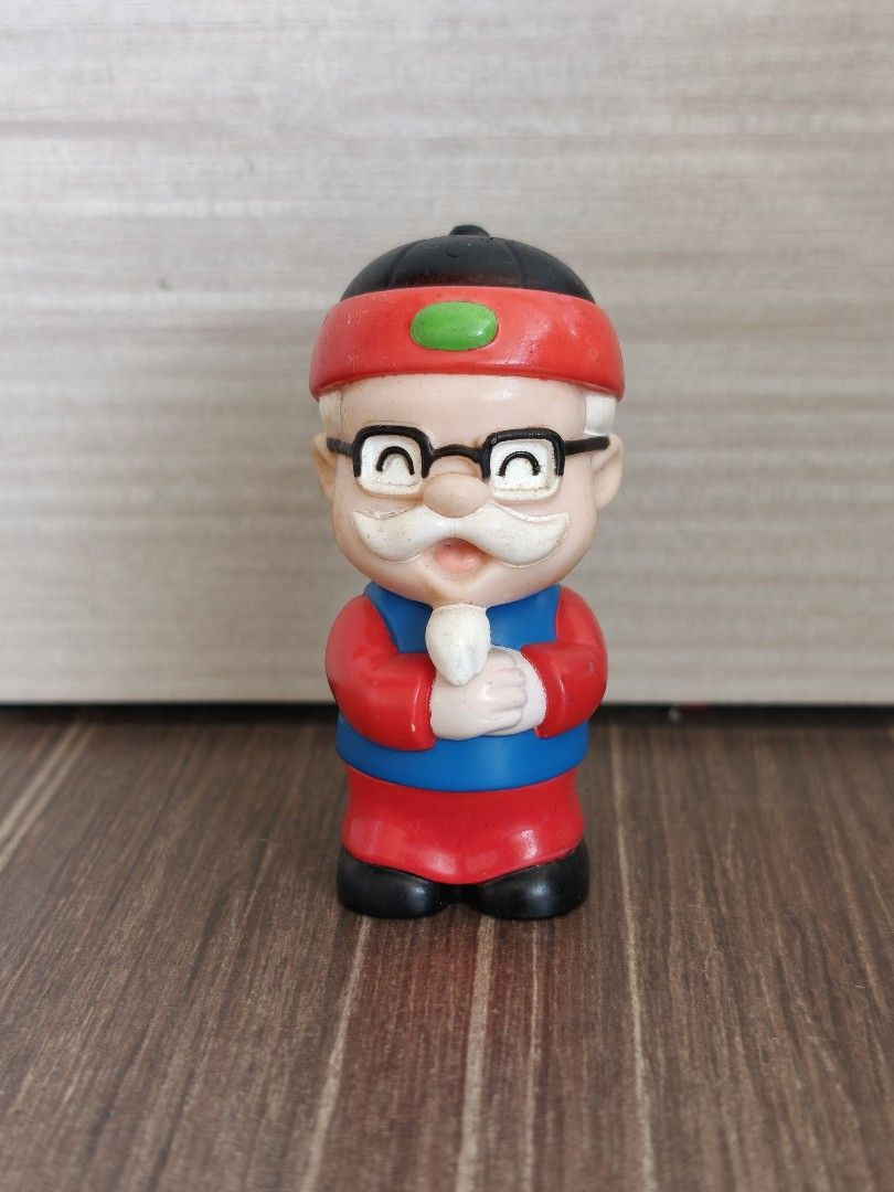 KFC Colonel Sanders World Traveler Figurines, Hobbies & Toys, Toys ...